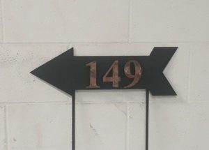 ARROW SHAPED METAL ADDRESS SIGN WITH FLOATING NUMBERS - Circle City ...