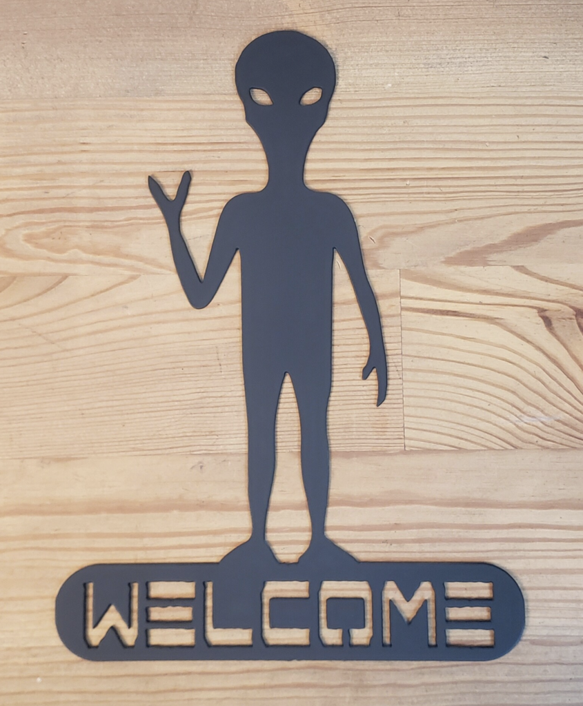 Benny the Alien – Welcome Sign - Circle City Metalworks